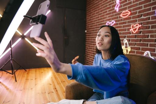 Music Influencers: 6 Types Of People To Find For Influencer Marketing ...