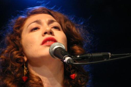 14 Popular Singers With Amazingly Unique Voices - Yona Marie | Yona ...